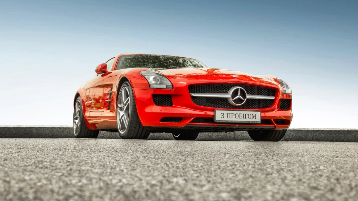 5 Reasons Why You Have High Auto Insurance Premiums - Velox® Insurance